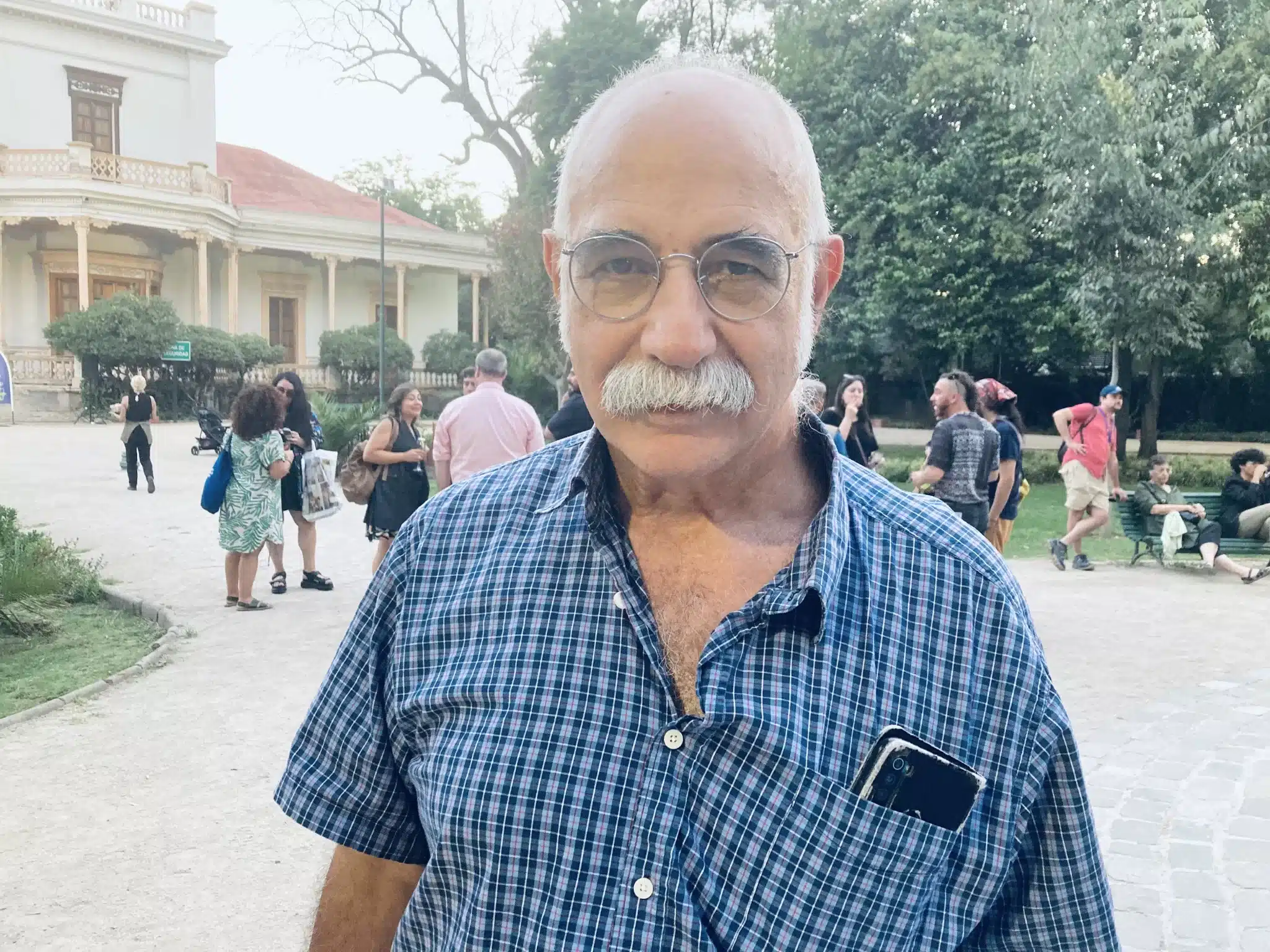 Yo Lector: Leo Maslíah - Lector - Libros de editoriales independientes ...